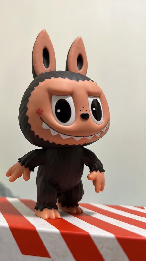 zimomo SBA Freckles 小雀斑 original 台灣限定 how2work Vans off The Wall labubu ...