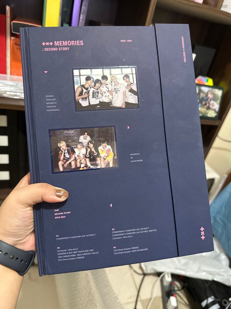 Sign (BL) Manhwa (Vol. 1 & 2), Hobbies & Toys, Books & Magazines ...