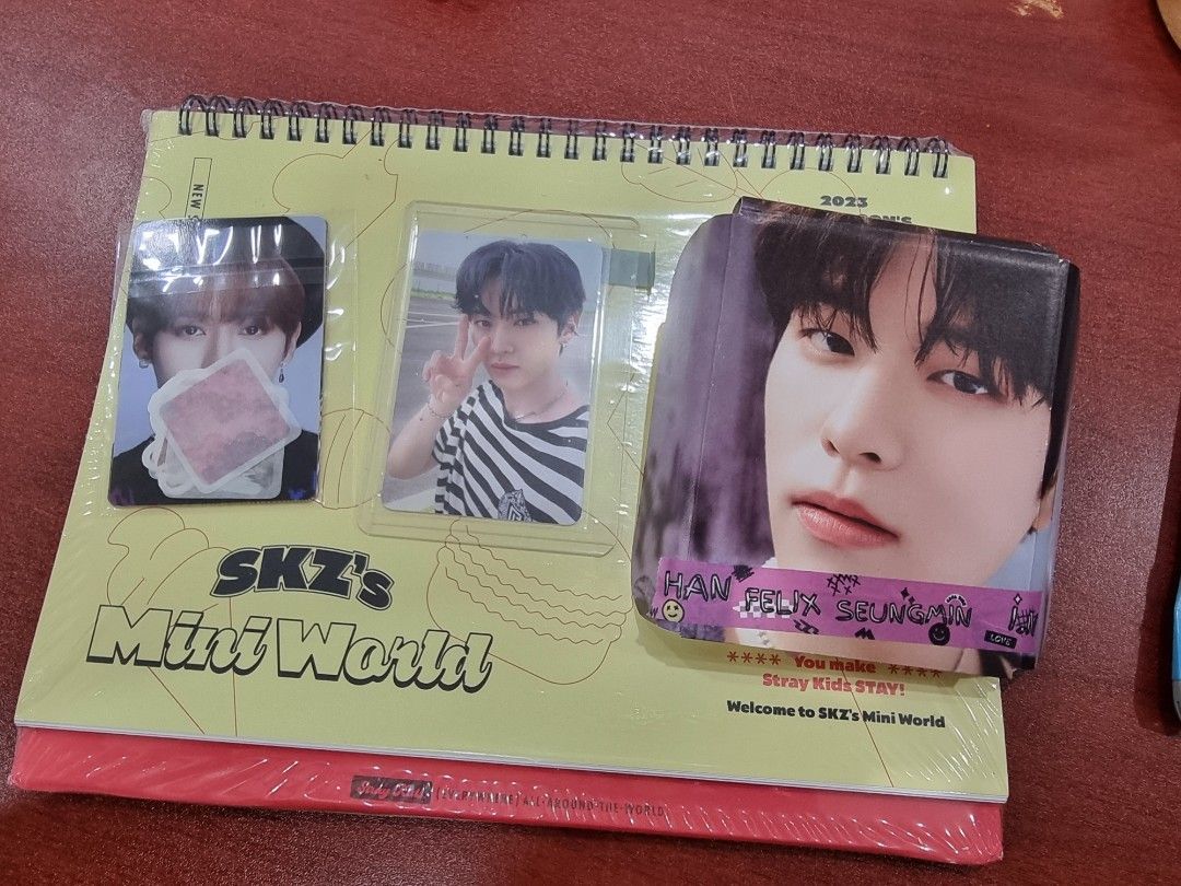 Stray Kids Season's Greetings 2023 SKZ Mini World Diary, Hobbies & Toys ...