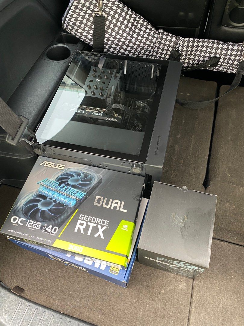 Akko ACR 64 Custom Keyboard Black Switches Dracula castle, Computers ...