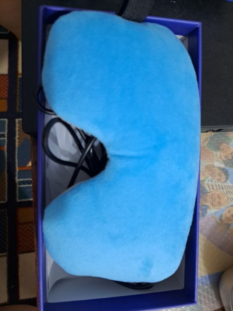 Absolut Vodka Limited Edition 1L, Food & Drinks, Beverages on Carousell